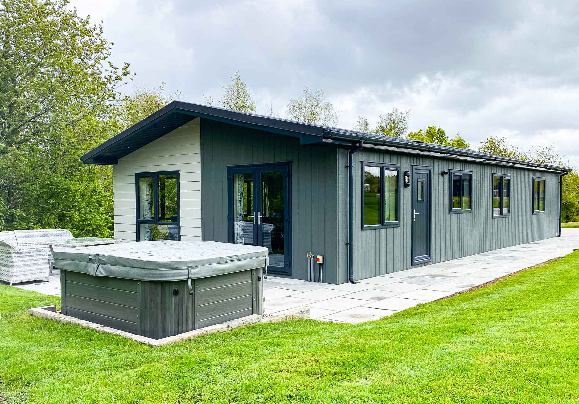 Can You Live in a Holiday Home All Year Round? - Roadford Lake Lodges